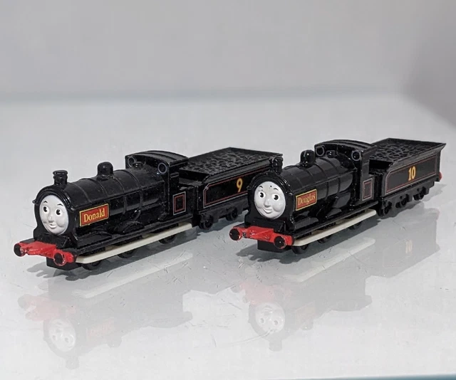THOMAS THE TANK Engine Diecast Trains Ertl Donald And Douglas 1992 £18. ...