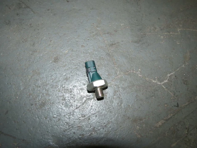 ORIGINAL VW GOLF 7 GTI switch oil pressure M7309 06l919081 £7.86 ...