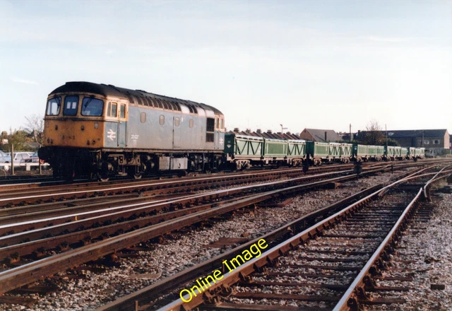 RAILWAY PHOTO 6X4 Class 33 33027 BR Blue on 6D88 at Gillingham 29/10/90 ...