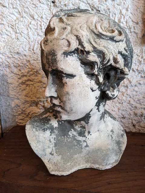 Buste Femme Platre Ancien