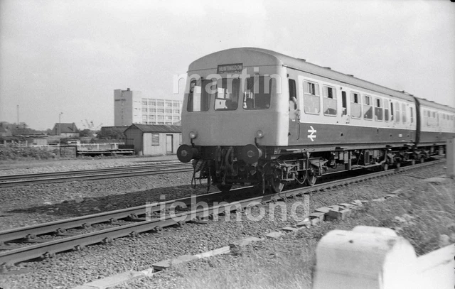 BRITISH RAIL CLASS 101 DMU for Huntingdon 35mm Negative RN365 £2.99 ...