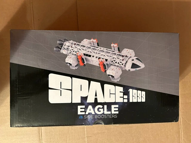 EAGLEMOSS HERO COLLECTOR Eagle One Transporter : 1999 Eagle - Side ...