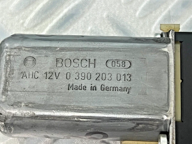 MOTEUR GAUCHE DE Capote Toit Ouvrant Opel Astra H Twintop 0390203013