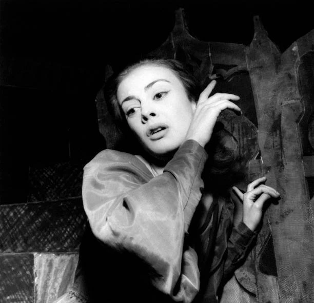 THE ITALIAN ACTRESS Anna Maria Ferrero acting Hamlet Milan 12th Ja- Old ...