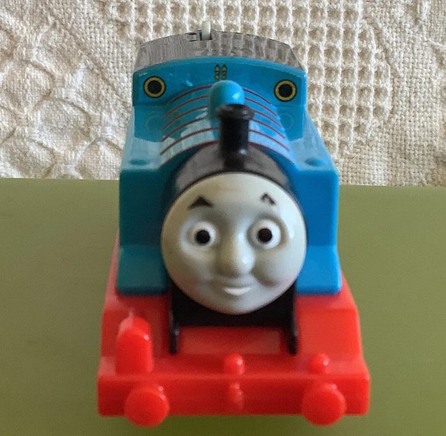 THOMAS FRIENDS TRACKMASTER Mattel Sodor Race Day Motorized Train Engine ...