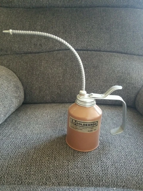 VINTAGE GOLDENROD 707 Pump Oiler with Flex Spout - 12 oz. Capacity $10. ...