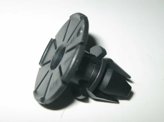 BMW E60 E61 E63 E64 Côté Seuil Bordure Housse Pince 7066226 51717066226 ...