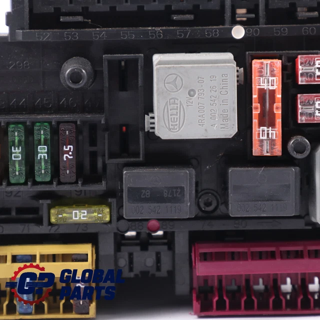 MERCEDES W204 REAR SAM Modul Sicherungskasten Relais Steuergerät ...
