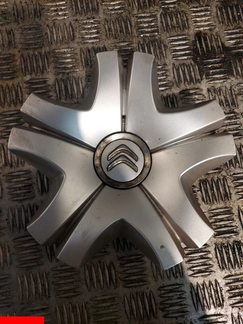 CENTRE ROUE ENJOLIVEUR Jante - CITROEN C4 PICASSO - Réf : 9671980877 ...