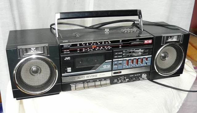 RADIO CASSETTE PORTABLE JVC PC-50B/E Boombox Lecteur K7 égaliseur À ...