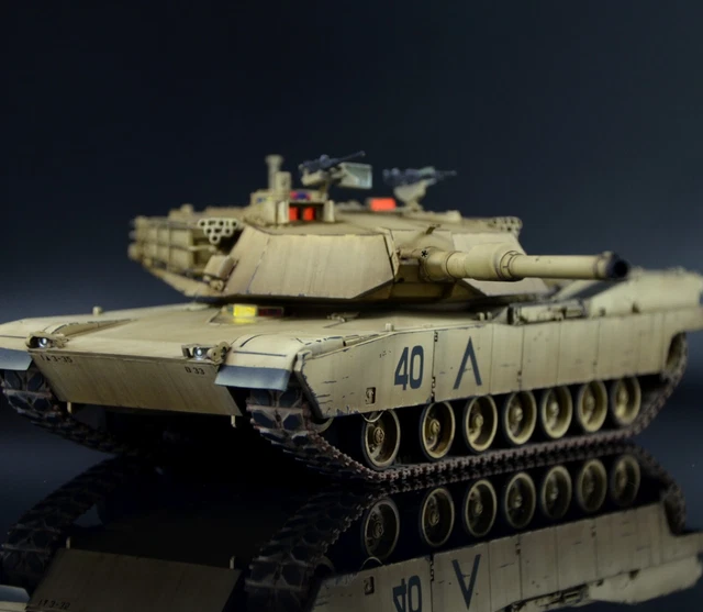 ABRAMS M1A1 US Tank 1/35 WWII Build Pro construit et peint EUR 239,00 ...