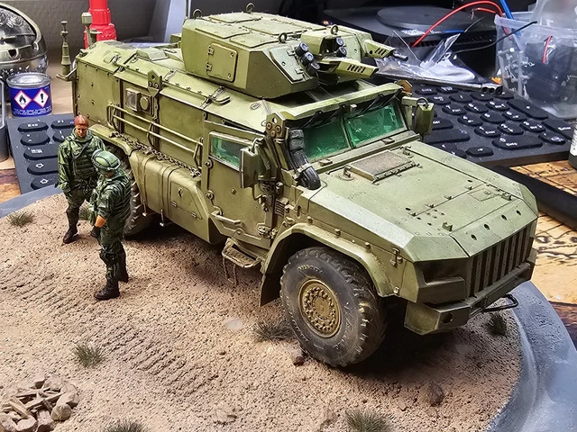 1/35 TYPHOON VDV StS RP-377VM1, Volnorez Gebaut Tank LKW Panzer Russia ...