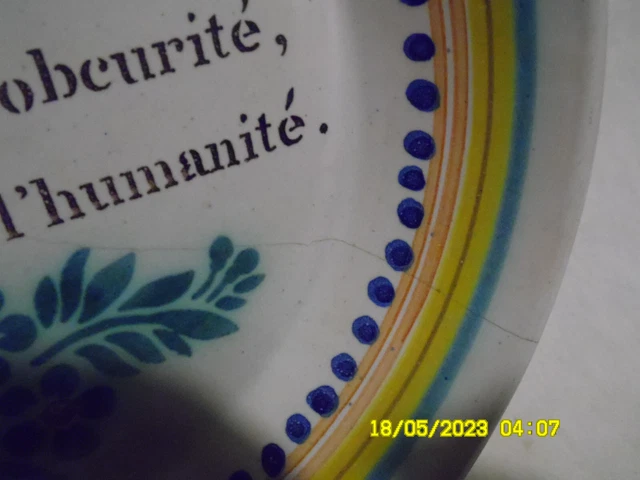 C3/ ANCIENNE ASSIETTE Creuse Rouen? Nevers? Quimper? Signe Petits ...