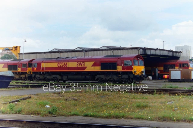 CLASS 66220 SALTNEY Depot 28/8/2000 Railway Locomotive 35mm Negative £0 ...