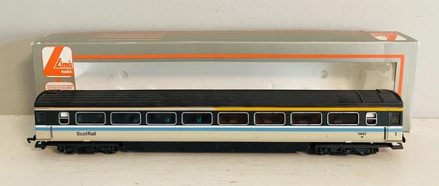 LIMA OO GAUGE Scotrail MK3 First Open Coach ‘11907’ Boxed £29.95 ...