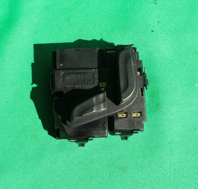 MERCEDES E220 CDI W212 control unit seat adjustment A2048701958 £25.79 ...