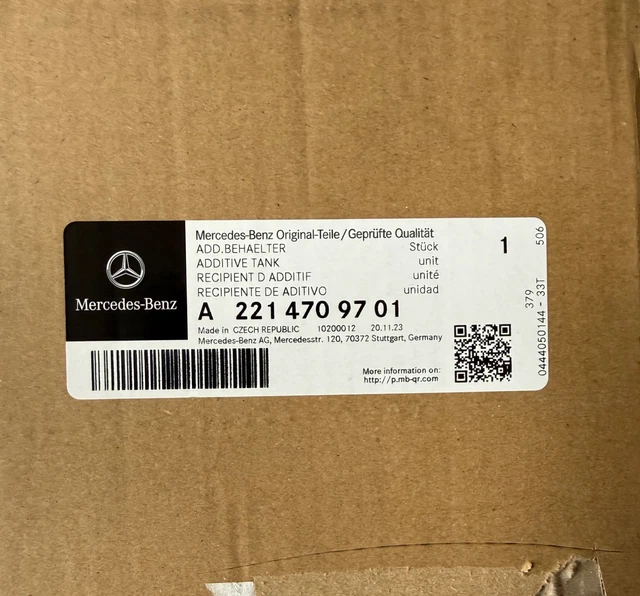 NEW GENUINE MERCEDES-BENZ S-class BOSCH AdBlue additive tank ...