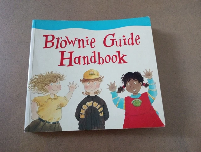 THE GUIDE ASSOCIATION 1996 Brownie Guide Handbook. £6.00 - PicClick UK