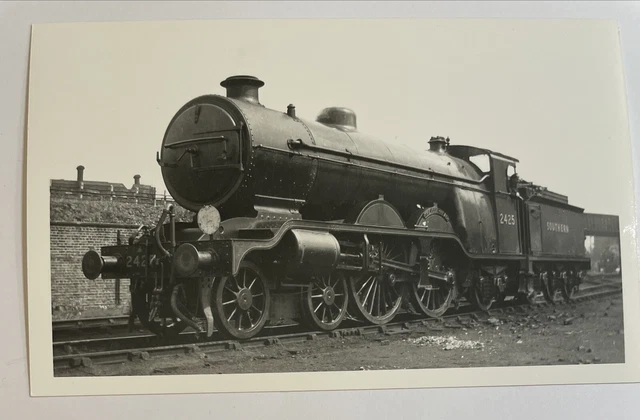SOUTHERN RAILWAY LOCOMOTIVE Photograph H2 Class - 2425 - A1241 £3.50 ...