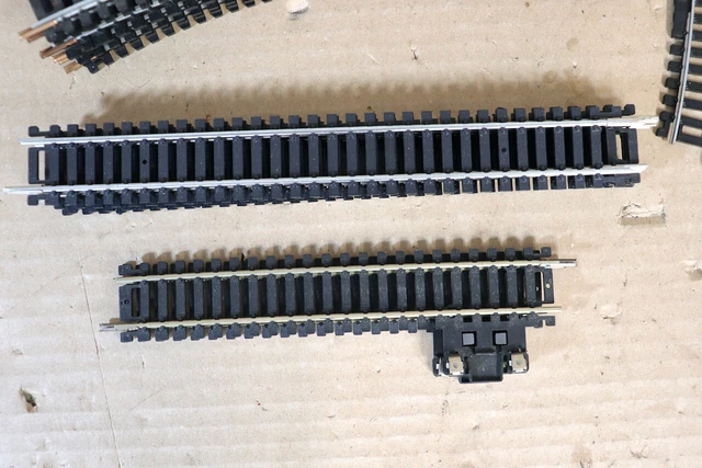 LIMA HO OO GAUGE STRAIGHT & CURVE RADIUS 1980's TRACK BULK LOT 1nz $80. ...