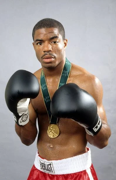 OLYMPIAN DAVID REID Poses With His Olympic Medal In 1996 BOXING OLD ...