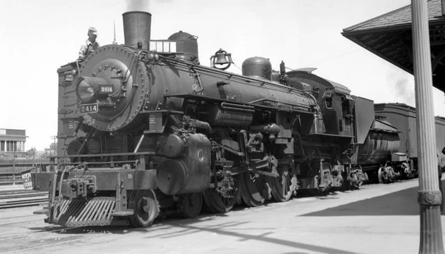SP SOUTHERN PACIFIC Railroad Locomotive Engine No 2414 Old Train Photo ...