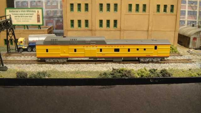 N SCALE CUSTOM 3D printed Union Pacific passenger Excursion Power car ...