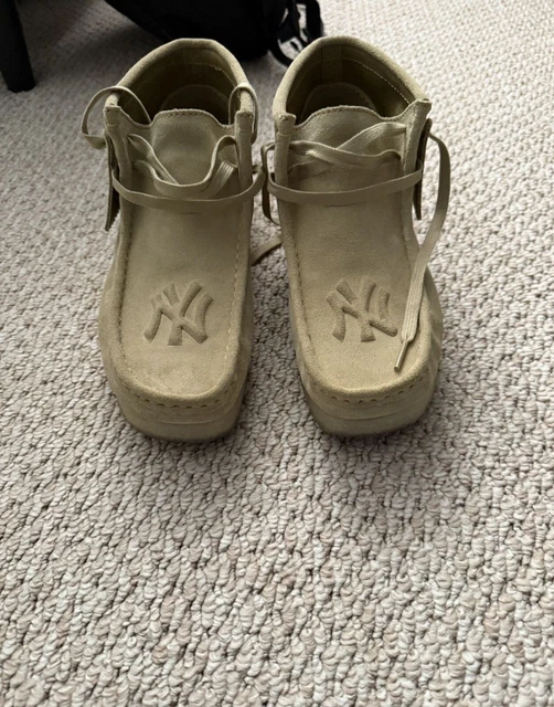 KITH X CLARK NY Yankees Wallabee Boots-Maple Suede Size 8.5 Mens £211. ...