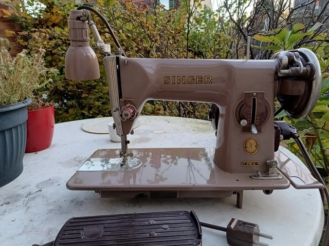 VINTAGE SINGER 215 G Nähmaschine aus den 1950ern EUR 90,00 - PicClick DE