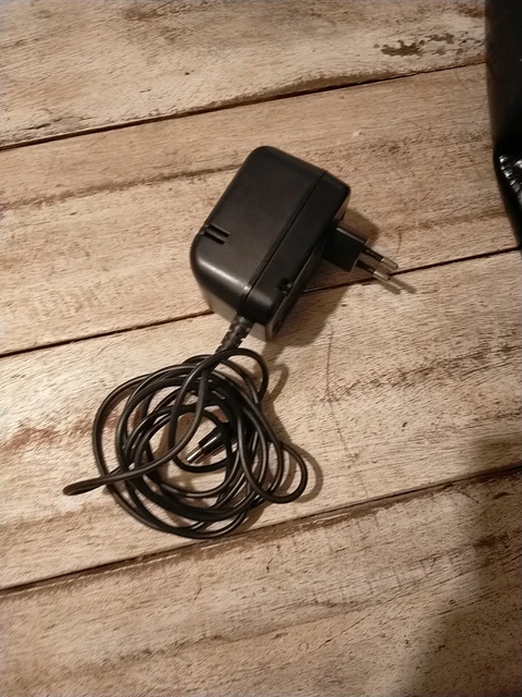 Cover Megadrive Sega Genesis 2/32X/Nomad A/V Pinout Signals Noir Générique