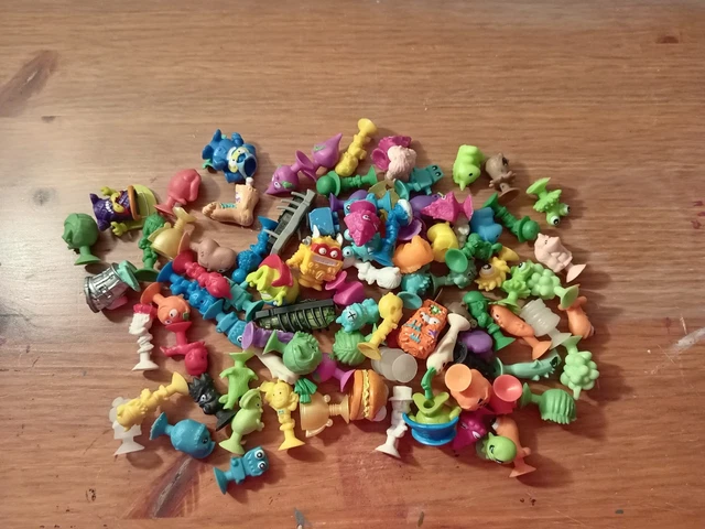 LIDL STIKEEZ TOYS - space alien set + football set bith complete and ...