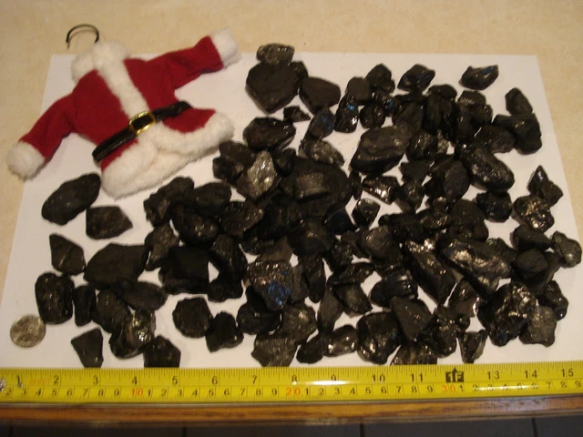 ANTHRACITE NUT COAL Lumps Naughty Coal Christmas Geology Teachers Aid 2 ...