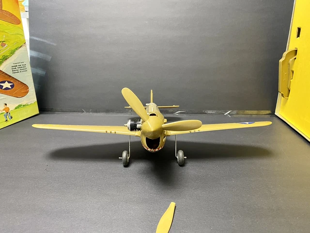 VINTAGE COMET CURTISS P-40D Control Line Model Airplane w/OK Cub .049B ...