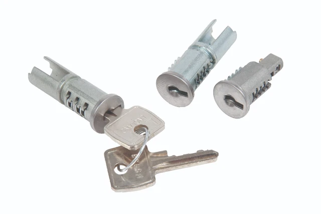 JAGUAR E-TYPE LOCK Barrel Set 3 Piece With Keys S1-2 Fhc 1961-1971 ...