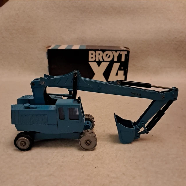BROYT X4 Excavator Nzg 1:50 - Rare In This Condition With Original Box ...
