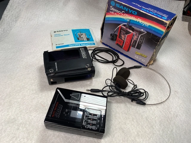 SANYO AUTO-REV STEREO Cassette Walkman. SERVICED. Box, etc. Metal Tape ...