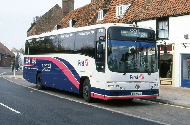 FIRST EASTERN COUNTIES 206 AO02RCX Volvo B12M Plaxton Paragon Coach Bus Photo £1.05 - PicClick UK