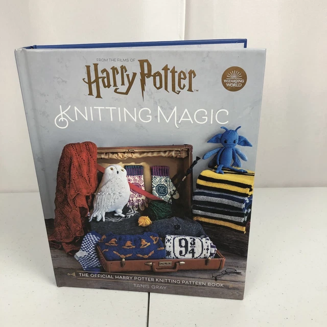 HARRY POTTER: KNITTING Magic: The Official Knitting Pattern Book NUOVO ...