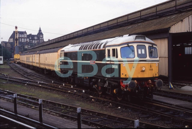 35MM RAILWAY SLIDE of Class 33 33008 @ Clapham Junction Copyright to ...