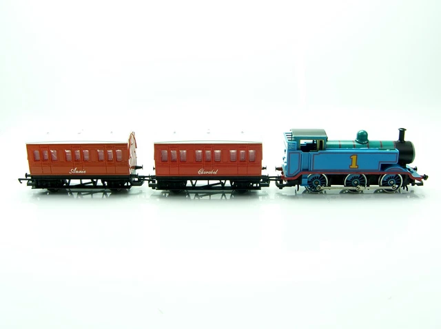 HORNBY THOMAS THE Tank Engine with Annie and Claribel £26.71 - PicClick UK