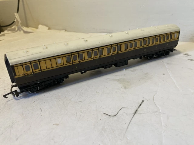 TRIANG HORNBY RAILWAYS R27 Gwr Brake Coach Chocolate/Cream £8.52 ...