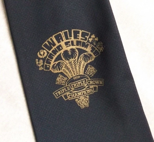 RUGBY TIE MENS Necktie Retro TRIPLE CROWN 1976 1977 1978 WALES WELSH £ ...