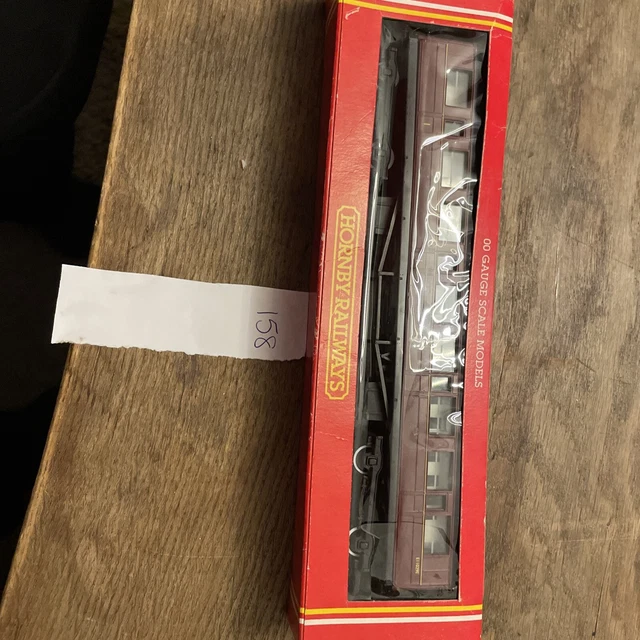 HORNBY OO GAUGE Coach - R448 BR (Ex LNER) Brake Guard Composite Maroon ...