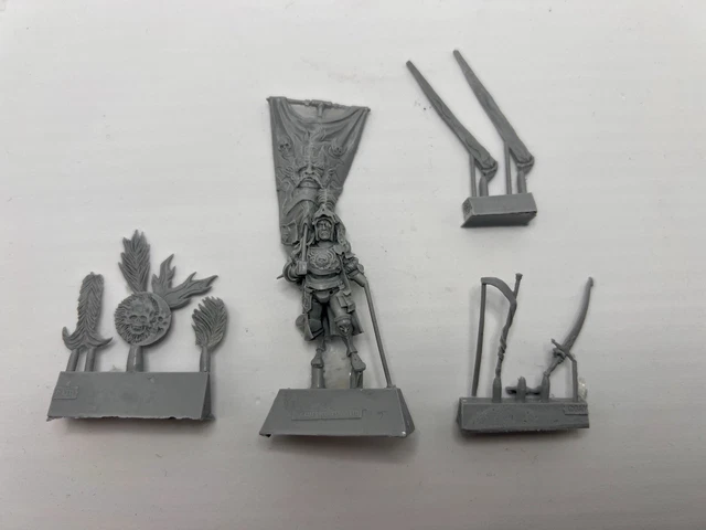 WARHAMMER OLD FORGE WORLD EMPIRE COMMAND STANDARD Imperium ...