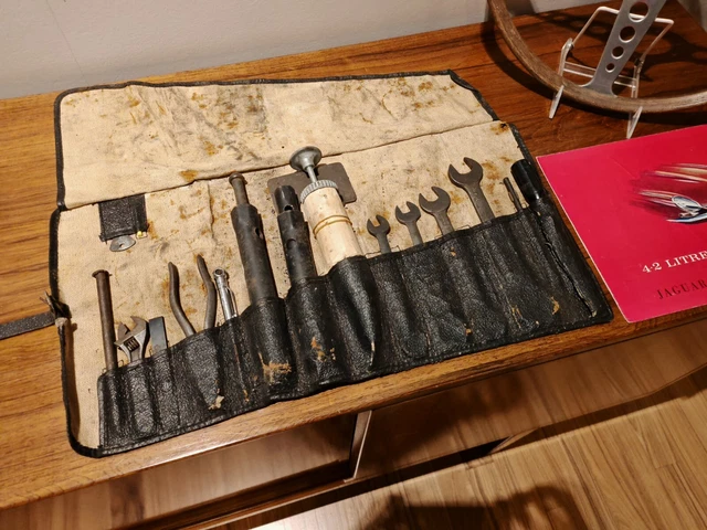 RARE ORIGINAL JAGUAR E-type XKE Type E series I tool roll kit EUR 1.800 ...