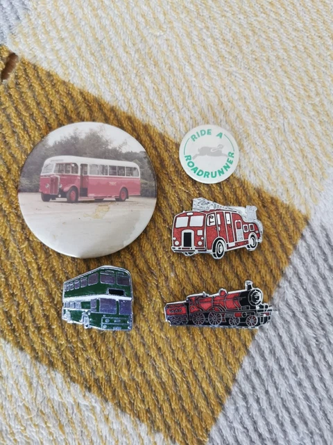 TRANSPORT BADGES ROADRUNNER Badge Bus Badge £14.99 - PicClick UK