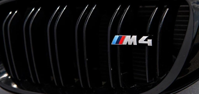 BMW SERIE 4 Embleme, Logo, calandre, grille radiateur M4 Chrome EUR 26 ...