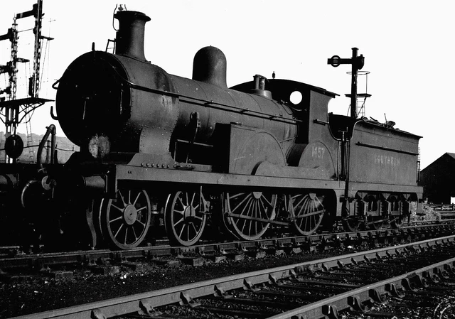 LARGE RAILWAY NEGATIVE Sr 4-4-0 1457 @ Three Bridges 1948 Read ...
