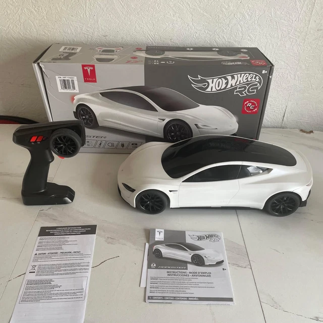 HOT WHEELS RC Tesla Roadster Remote Control Car - 1:10 Scale White £79. ...