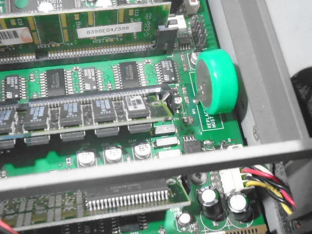 ACORN STRONGARM MK.3 Risc PC RISC OS 3.7 16+1MB 2GB HD CD ROM with ...